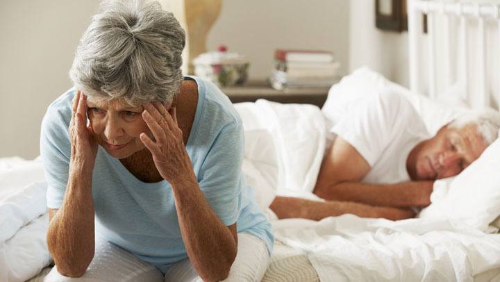 4 Tips to Help Seniors Sleep Better