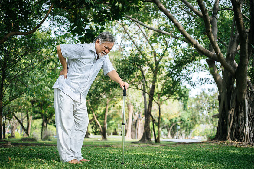 Tips For Managing Back Pain With Age | Rittenhouse Village
