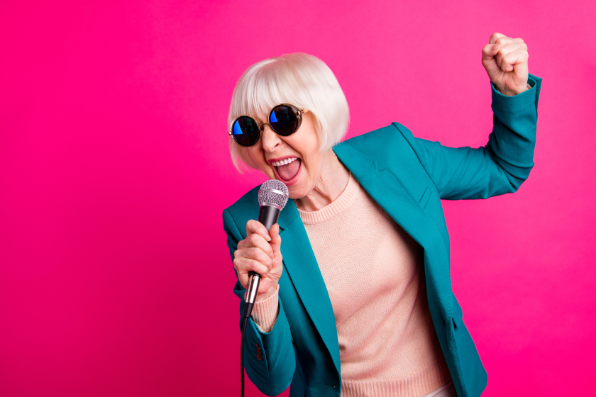 How Singing Improves Seniors' Brain Health | Rittenhouse Village